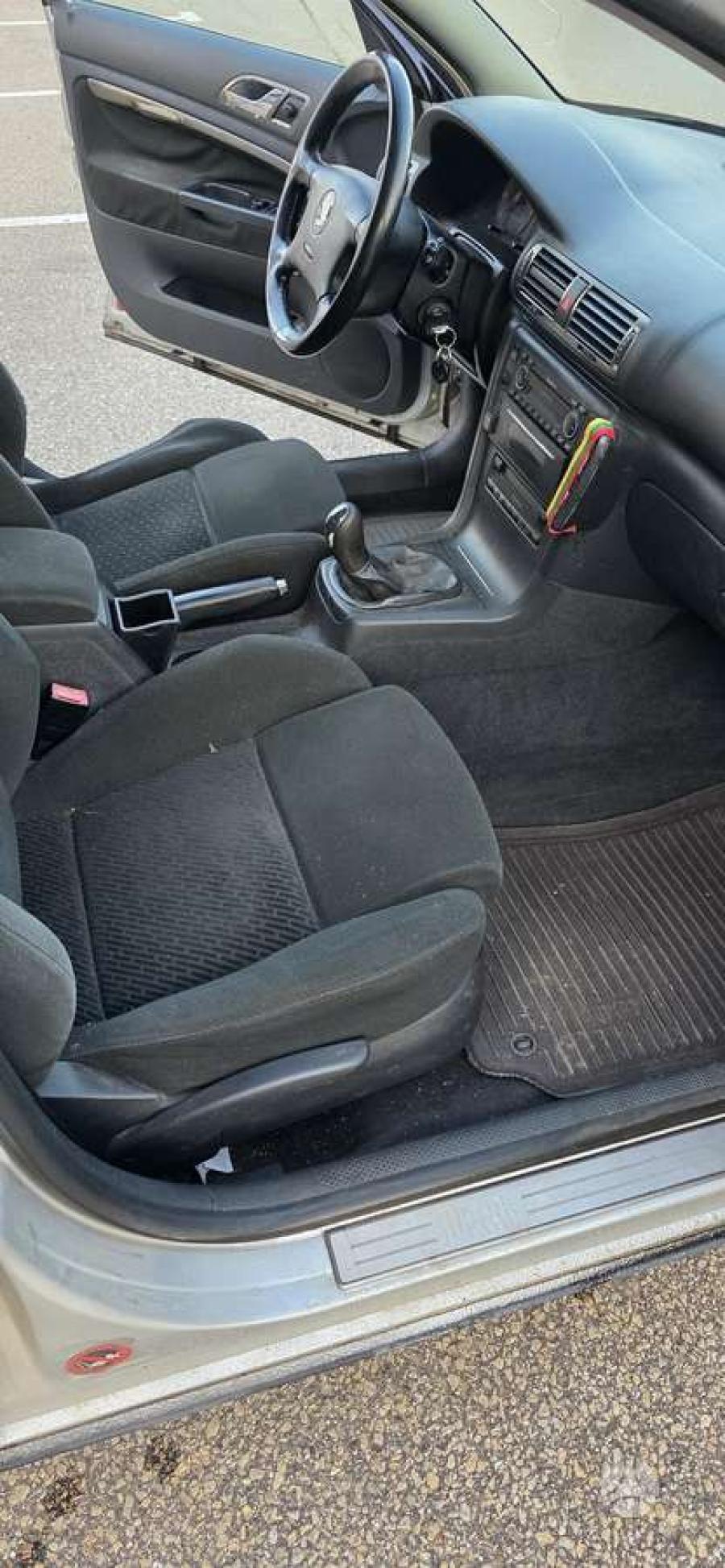 Grey Skoda SuperB 2002 in Vilnius, with an engine capacity of 1.80 L and mileage of 398 thousand km for 650 €, photo 11 on AUTOMOTO.COM.LV