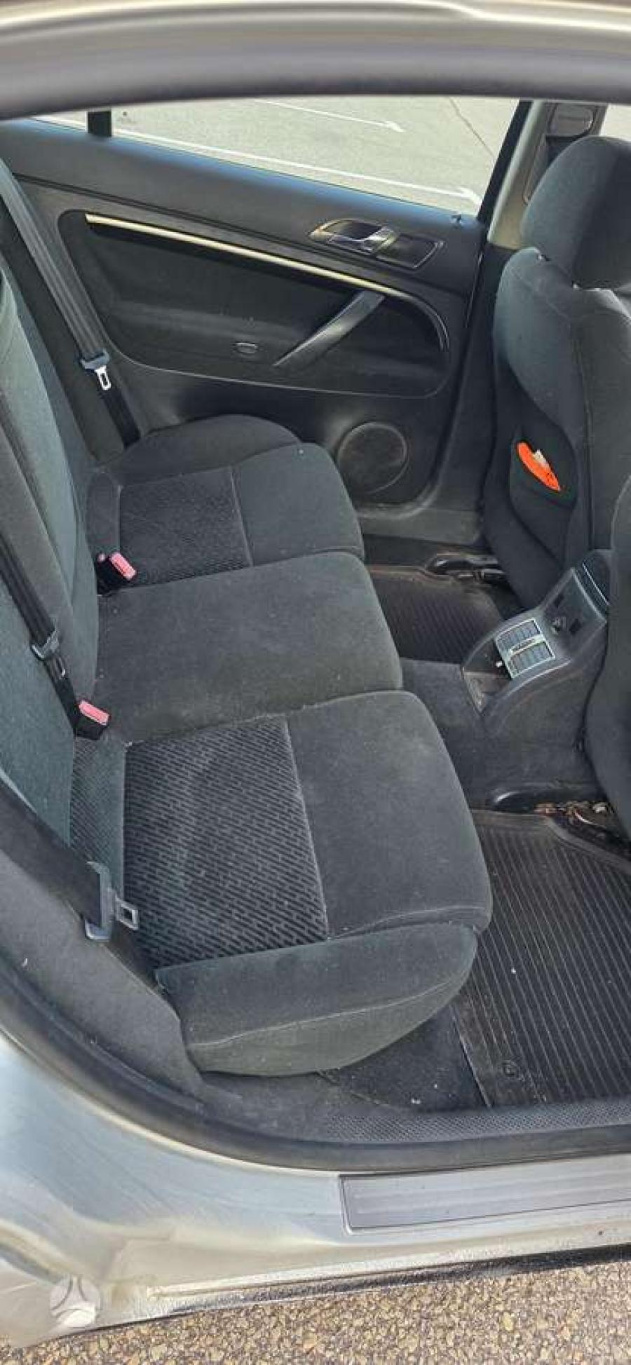 Grey Skoda SuperB 2002 in Vilnius, with an engine capacity of 1.80 L and mileage of 398 thousand km for 650 €, photo 14 on AUTOMOTO.COM.LV