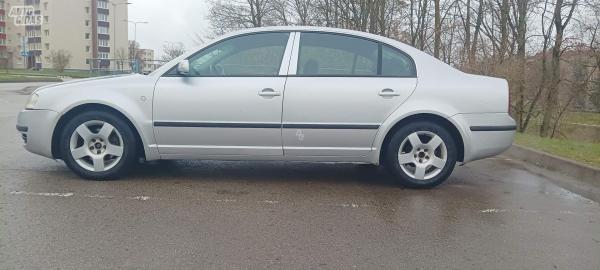 Grey Skoda SuperB 2003 in Kupiskis, with an engine capacity of 1.90 L and mileage of 402 thousand km for 1250 €, photo 4 on AUTOMOTO.COM.LV