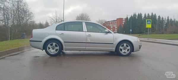 Grey Skoda SuperB 2003 in Kupiskis, with an engine capacity of 1.90 L and mileage of 402 thousand km for 1250 €, photo 5 on AUTOMOTO.COM.LV