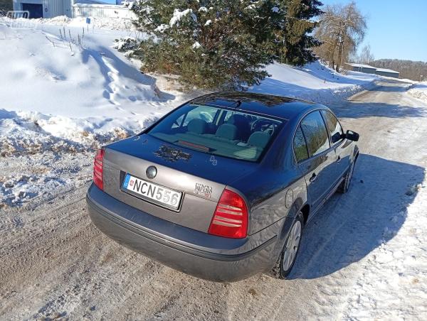 Pelēks Skoda SuperB 2003 Utena, ar dzinēja tilpumu 1.90 L un nobraukumu 490 tūkst. km par 800 €, foto 4 vietnē AUTOMOTO.COM.LV