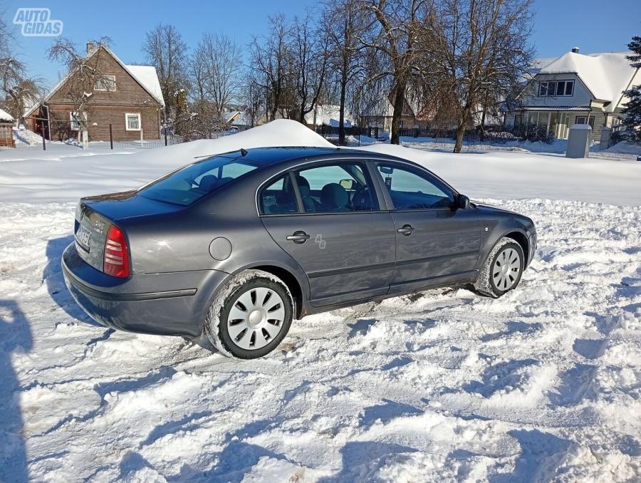 Pelēks Skoda SuperB 2003 Utena, ar dzinēja tilpumu 1.90 L un nobraukumu 490 tūkst. km par 800 €, foto 7 vietnē AUTOMOTO.COM.LV