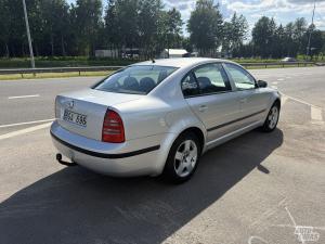 Серый Шкода Суперб 2003 в Вильнюс, объемом двигателя 1.90 л и пробегом 410 тыс. км за 999 €, фото 5 на AUTOMOTO.COM.LV