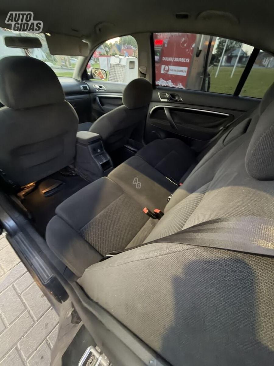 Pelēks Skoda SuperB 2003 Viļņa, ar dzinēja tilpumu 1.90 L un nobraukumu 342 tūkst. km par 1500 €, foto 8 vietnē AUTOMOTO.COM.LV
