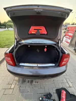 Pelēks Skoda SuperB 2003 Viļņa, ar dzinēja tilpumu 1.90 L un nobraukumu 342 tūkst. km par 1500 €, foto 9 vietnē AUTOMOTO.COM.LV