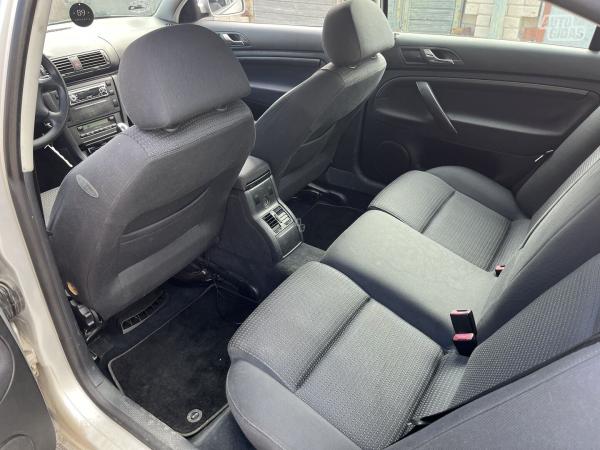Grey Skoda SuperB 2004 in Panevezys, with an engine capacity of 1.90 L and mileage of 400 thousand km for 750 €, photo 8 on AUTOMOTO.COM.LV