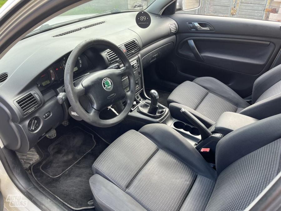 Grey Skoda SuperB 2004 in Panevezys, with an engine capacity of 1.90 L and mileage of 400 thousand km for 750 €, photo 9 on AUTOMOTO.COM.LV