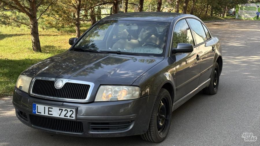 Pelēks Skoda SuperB 2004 Šilutė, ar dzinēja tilpumu 2.50 L un nobraukumu 311 tūkst. km par 490 €, foto 1 vietnē AUTOMOTO.COM.LV