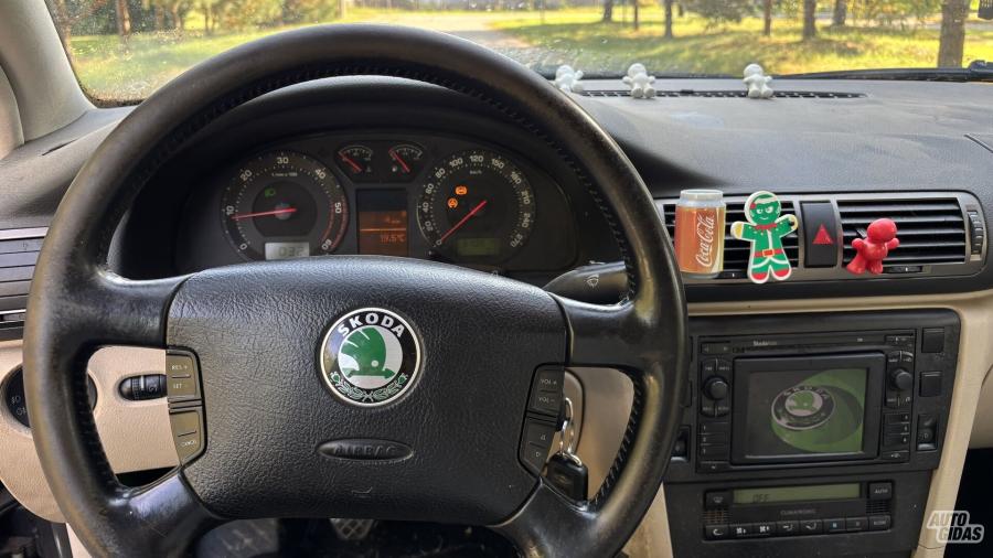 Pelēks Skoda SuperB 2004 Šilutė, ar dzinēja tilpumu 2.50 L un nobraukumu 311 tūkst. km par 490 €, foto 10 vietnē AUTOMOTO.COM.LV