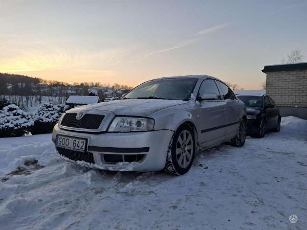 Grey Skoda SuperB 2005 in Alytus, with an engine capacity of 1.90 L and mileage of 367 thousand km for 799 €, photo 1 on AUTOMOTO.COM.LV