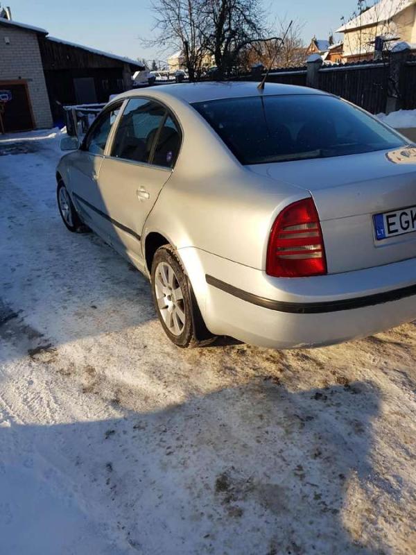 Grey Skoda SuperB 2005 in Kaunas, with an engine capacity of 1.90 L and mileage of 279 thousand km for 1350 €, photo 3 on AUTOMOTO.COM.LV