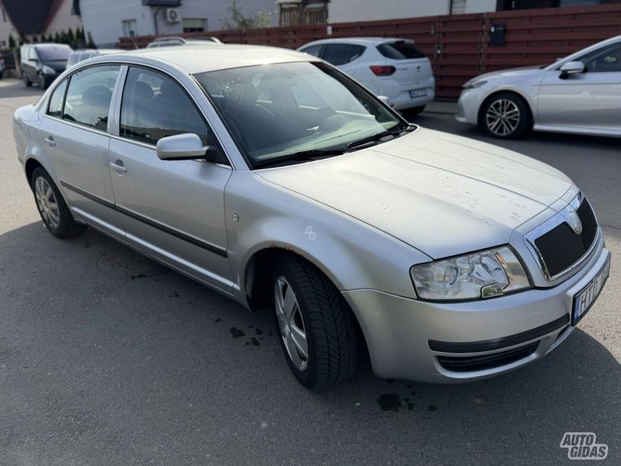 Grey Skoda SuperB 2005 in Kaunas, with an engine capacity of 1.90 L and mileage of 336 thousand km for 1950 €, photo 5 on AUTOMOTO.COM.LV