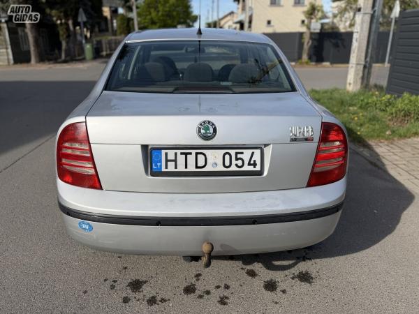 Pelēks Skoda SuperB 2005 Kauņa, ar dzinēja tilpumu 1.90 L un nobraukumu 336 tūkst. km par 1950 €, foto 8 vietnē AUTOMOTO.COM.LV