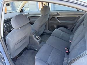 Pelēks Skoda SuperB 2005 Rīga, ar dzinēja tilpumu 1.90 L un nobraukumu 219 tūkst. km par 2200 €, foto 10 vietnē AUTOMOTO.COM.LV