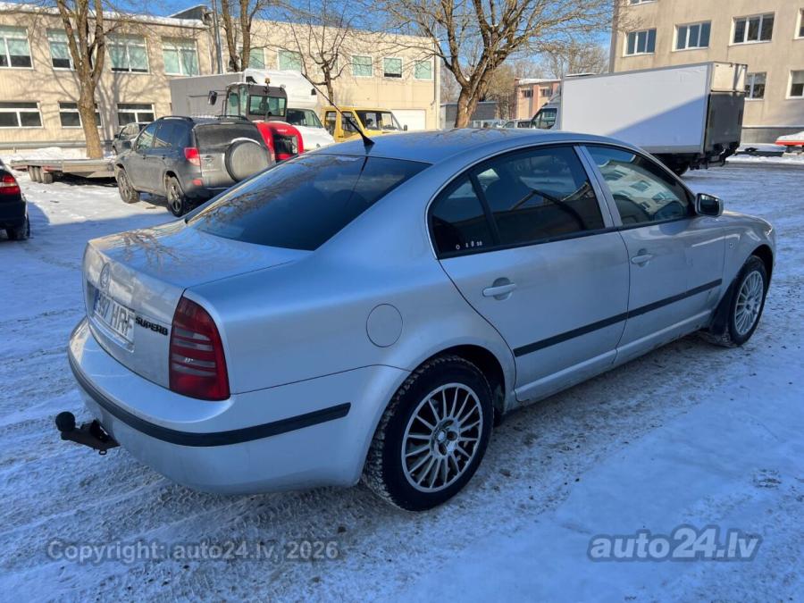 Серый Шкода Суперб 2006 в Нарва, объемом двигателя 2.00 л и пробегом 392 тыс. км за 699 €, фото 2 на AUTOMOTO.COM.LV