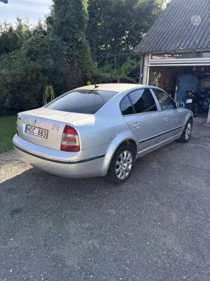 Grey Skoda SuperB 2006 in Klaipeda, with an engine capacity of 2.50 L and mileage of 327 thousand km for 1100 €, photo 5 on AUTOMOTO.COM.LV