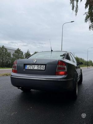Серый Шкода Суперб 2006 в Вильнюс, объемом двигателя 2.50 л и пробегом 300 тыс. км за 1450 €, фото 8 на AUTOMOTO.COM.LV