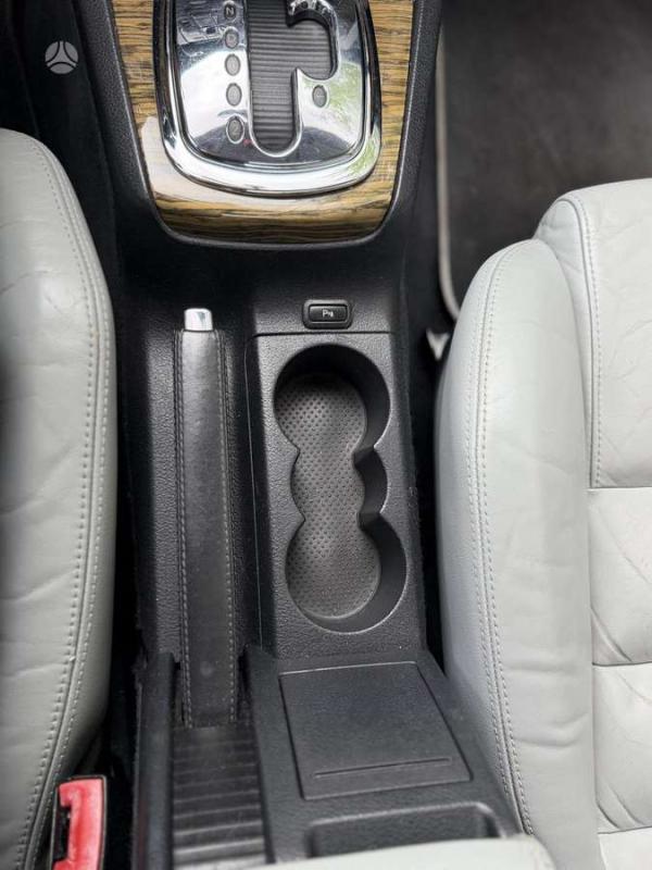 Pelēks Skoda SuperB 2006 Viļņa, ar dzinēja tilpumu 2.50 L un nobraukumu 300 tūkst. km par 1450 €, foto 11 vietnē AUTOMOTO.COM.LV