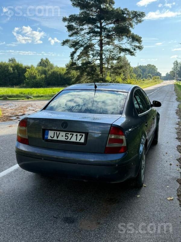 Grey Skoda SuperB 2006 in Kuldiga, with an engine capacity of 2.00 L and mileage of 0 thousand km for 1300 €, photo 3 on AUTOMOTO.COM.LV