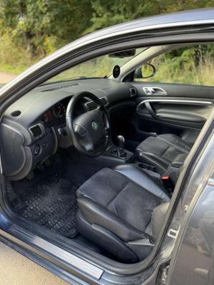 Pelēks Skoda SuperB 2006 Viļņa, ar dzinēja tilpumu 1.97 L un nobraukumu 382 tūkst. km par 1599 €, foto 8 vietnē AUTOMOTO.COM.LV
