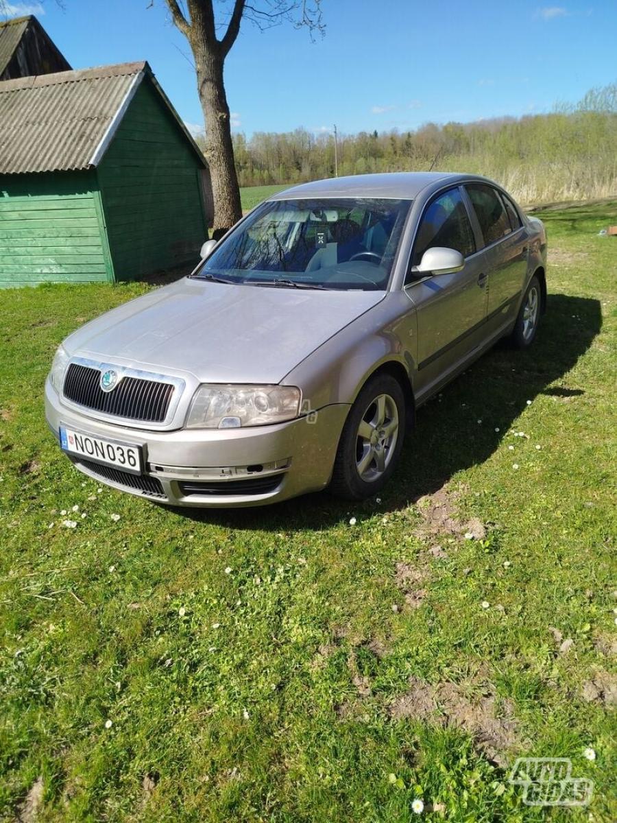 Grey Skoda SuperB 2007 in Klaipeda, with an engine capacity of 1.80 L and mileage of 198 thousand km for 1500 €, photo 5 on AUTOMOTO.COM.LV