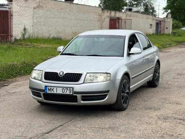 Серый Шкода Суперб 2007 в Каунас, объемом двигателя 2.50 л и пробегом 222 тыс. км за 1100 €, фото 4 на AUTOMOTO.COM.LV