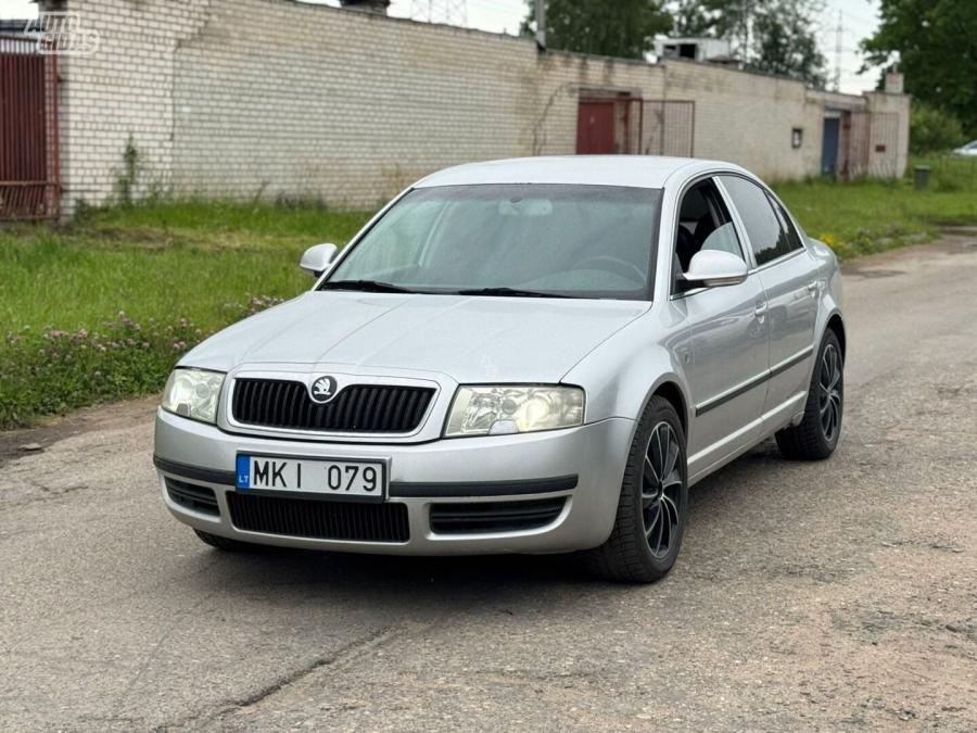 Pelēks Skoda SuperB 2007 Kauņa, ar dzinēja tilpumu 2.50 L un nobraukumu 222 tūkst. km par 1100 €, foto 5 vietnē AUTOMOTO.COM.LV