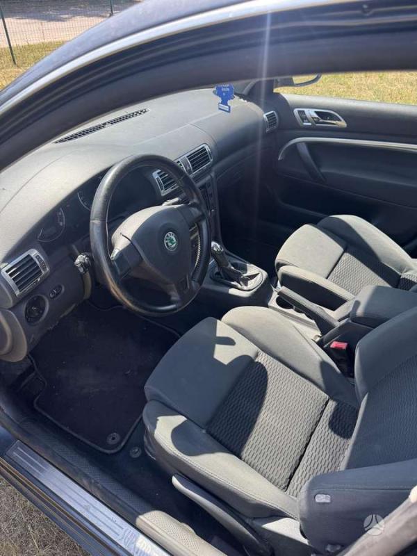 Pelēks Skoda SuperB 2007 Kazlų Rūda, ar dzinēja tilpumu 1.98 L un nobraukumu 194 tūkst. km par 1850 €, foto 5 vietnē AUTOMOTO.COM.LV