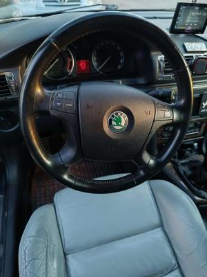 Pelēks Skoda SuperB 2007 Viļņa, ar dzinēja tilpumu 2.50 L un nobraukumu 283 tūkst. km par 2800 €, foto 4 vietnē AUTOMOTO.COM.LV