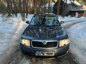 Grey Skoda SuperB 2008 in Vilnius, with an engine capacity of 2.00 L and mileage of 390 thousand km for 2750 €, photo 4 on AUTOMOTO.COM.LV
