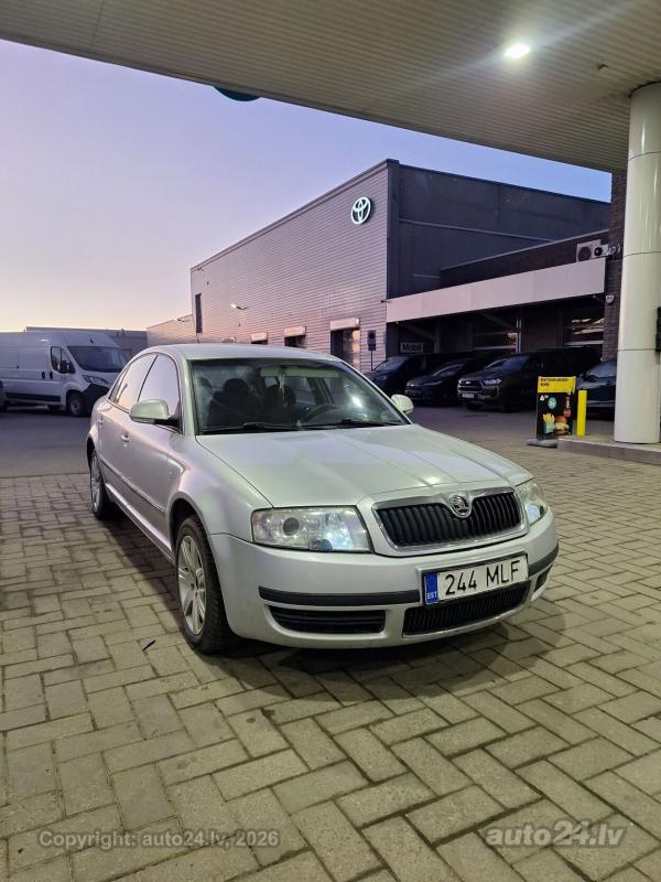 Grey Skoda SuperB 2008 in Tallinn, with an engine capacity of 1.90 L and mileage of 282 thousand km for 2499 €, photo 4 on AUTOMOTO.COM.LV
