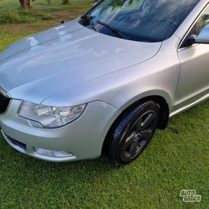 Pelēks Skoda SuperB 2008 Viļņa, ar dzinēja tilpumu 1.90 L un nobraukumu 222 tūkst. km par 2500 €, foto 9 vietnē AUTOMOTO.COM.LV