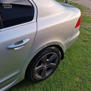 Pelēks Skoda SuperB 2008 Viļņa, ar dzinēja tilpumu 1.90 L un nobraukumu 222 tūkst. km par 2500 €, foto 11 vietnē AUTOMOTO.COM.LV