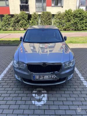 Pelēks Skoda SuperB 2008 Viļņa, ar dzinēja tilpumu 1.80 L un nobraukumu 218 tūkst. km par 1500 €, foto 3 vietnē AUTOMOTO.COM.LV