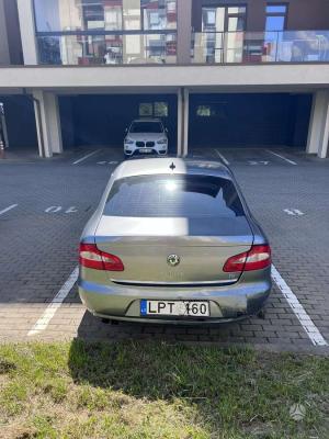 Pelēks Skoda SuperB 2008 Viļņa, ar dzinēja tilpumu 1.80 L un nobraukumu 218 tūkst. km par 1500 €, foto 7 vietnē AUTOMOTO.COM.LV