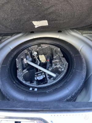 Pelēks Skoda SuperB 2008 Viļņa, ar dzinēja tilpumu 1.80 L un nobraukumu 218 tūkst. km par 1500 €, foto 16 vietnē AUTOMOTO.COM.LV