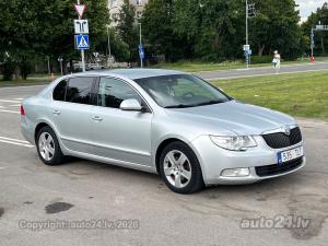 Pelēks Skoda SuperB 2008 Narva, ar dzinēja tilpumu 2.00 L un nobraukumu 480 tūkst. km par 1399 €, foto 4 vietnē AUTOMOTO.COM.LV