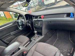 Pelēks Skoda SuperB 2008 Narva, ar dzinēja tilpumu 2.00 L un nobraukumu 480 tūkst. km par 1399 €, foto 11 vietnē AUTOMOTO.COM.LV