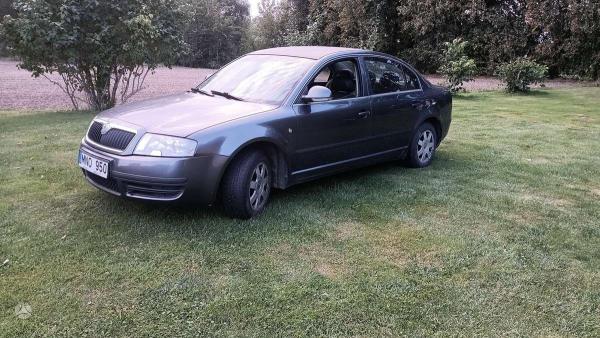 Pelēks Skoda SuperB 2008 Panevēža, ar dzinēja tilpumu 1.97 L un nobraukumu 300 tūkst. km par 1000 €, foto 1 vietnē AUTOMOTO.COM.LV