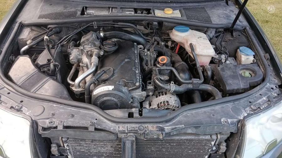 Grey Skoda SuperB 2008 in Panevezys, with an engine capacity of 1.97 L and mileage of 300 thousand km for 1000 €, photo 19 on AUTOMOTO.COM.LV