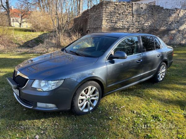 Pelēks Skoda SuperB 2009 Pērnava, ar dzinēja tilpumu 2.00 L un nobraukumu 646 tūkst. km par 3000 €, foto 1 vietnē AUTOMOTO.COM.LV