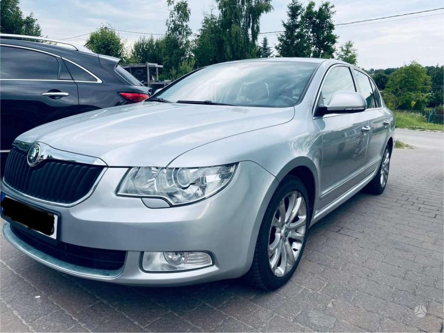 Pelēks Skoda SuperB 2009 Viļņa, ar dzinēja tilpumu 1.78 L un nobraukumu 223 tūkst. km par 1850 €, foto 3 vietnē AUTOMOTO.COM.LV