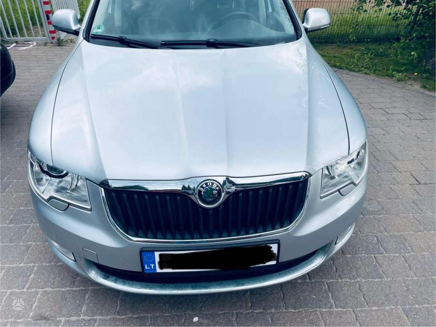 Pelēks Skoda SuperB 2009 Viļņa, ar dzinēja tilpumu 1.78 L un nobraukumu 223 tūkst. km par 1850 €, foto 4 vietnē AUTOMOTO.COM.LV