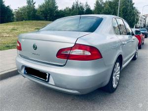 Pelēks Skoda SuperB 2009 Viļņa, ar dzinēja tilpumu 1.78 L un nobraukumu 223 tūkst. km par 1850 €, foto 5 vietnē AUTOMOTO.COM.LV