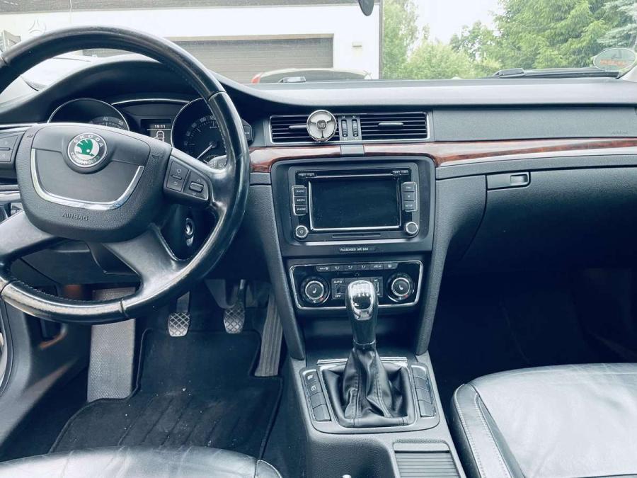 Pelēks Skoda SuperB 2009 Viļņa, ar dzinēja tilpumu 1.78 L un nobraukumu 223 tūkst. km par 1850 €, foto 8 vietnē AUTOMOTO.COM.LV