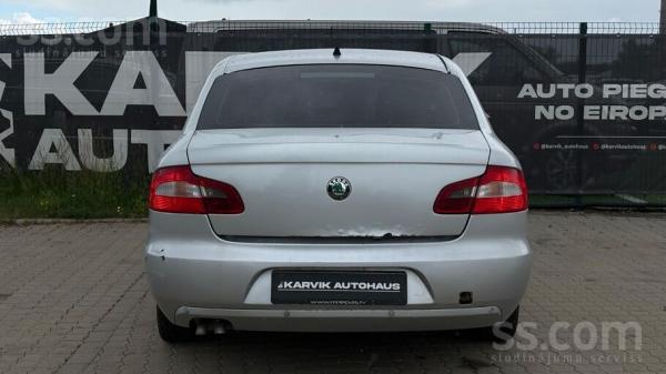 Pelēks Skoda SuperB 2009 Liepāja, ar dzinēja tilpumu 1.90 L un nobraukumu 415 tūkst. km par 975 €, foto 5 vietnē AUTOMOTO.COM.LV