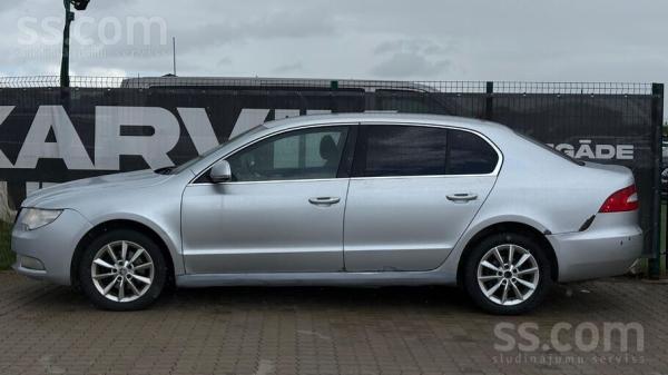 Pelēks Skoda SuperB 2009 Liepāja, ar dzinēja tilpumu 1.90 L un nobraukumu 415 tūkst. km par 975 €, foto 7 vietnē AUTOMOTO.COM.LV