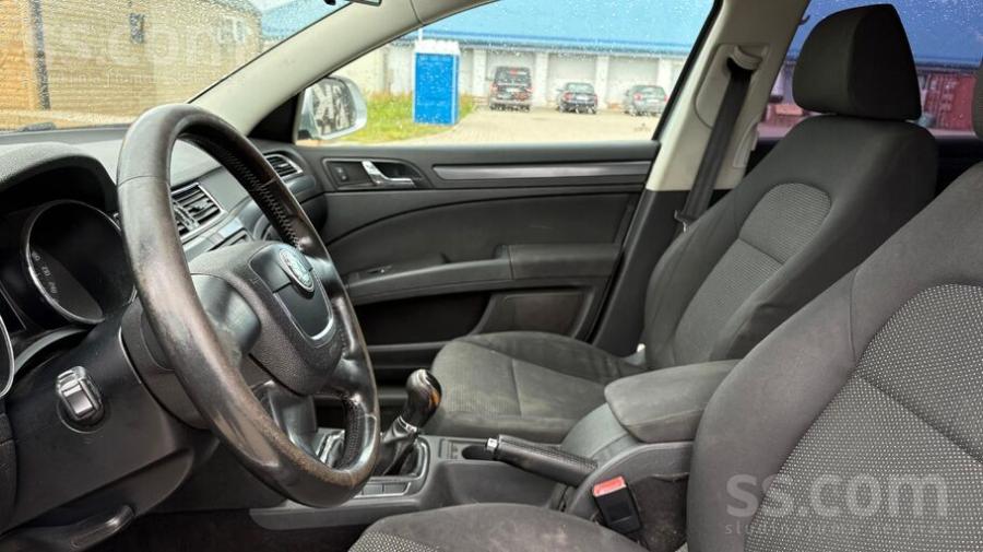 Grey Skoda SuperB 2009 in Liepaja, with an engine capacity of 1.90 L and mileage of 415 thousand km for 975 €, photo 10 on AUTOMOTO.COM.LV