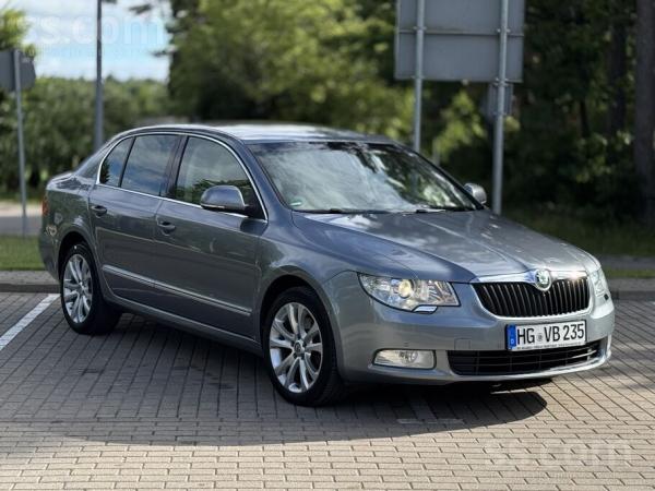 Grey Skoda SuperB 2009 in Jurmala, with an engine capacity of 1.80 L and mileage of 0 thousand km for 4990 €, photo 3 on AUTOMOTO.COM.LV