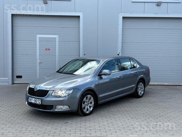 Pelēks Skoda SuperB 2009 Rīga, ar dzinēja tilpumu 2.00 L un nobraukumu 293 tūkst. km par 2990 €, foto 1 vietnē AUTOMOTO.COM.LV